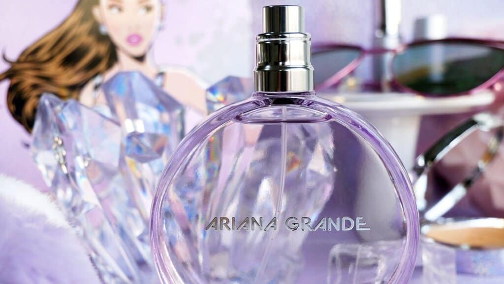 Ariana Grande R.E.M. Perfume Review: Sweet & Dreamy - Everfumed ...